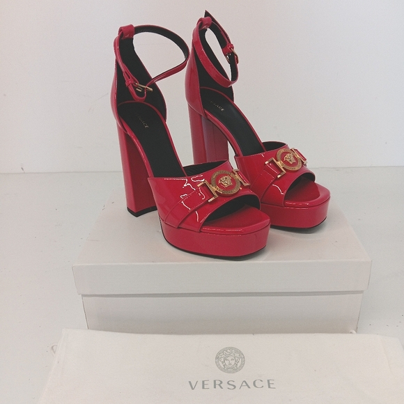 Versace | Shoes | Versace Womens Medusa Logo Pink Patent Leather ...